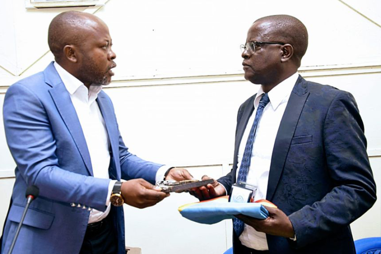 Likasi : le nouveau maire Henry Mungomba, son adjoint Jean Muzinga et ...